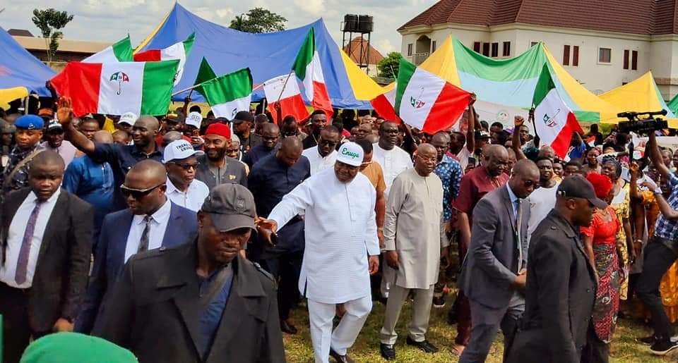 "Rousing reception for Gov. Ugwuanyi - in Eha-Amufu, as Isi-Uzo youths ...